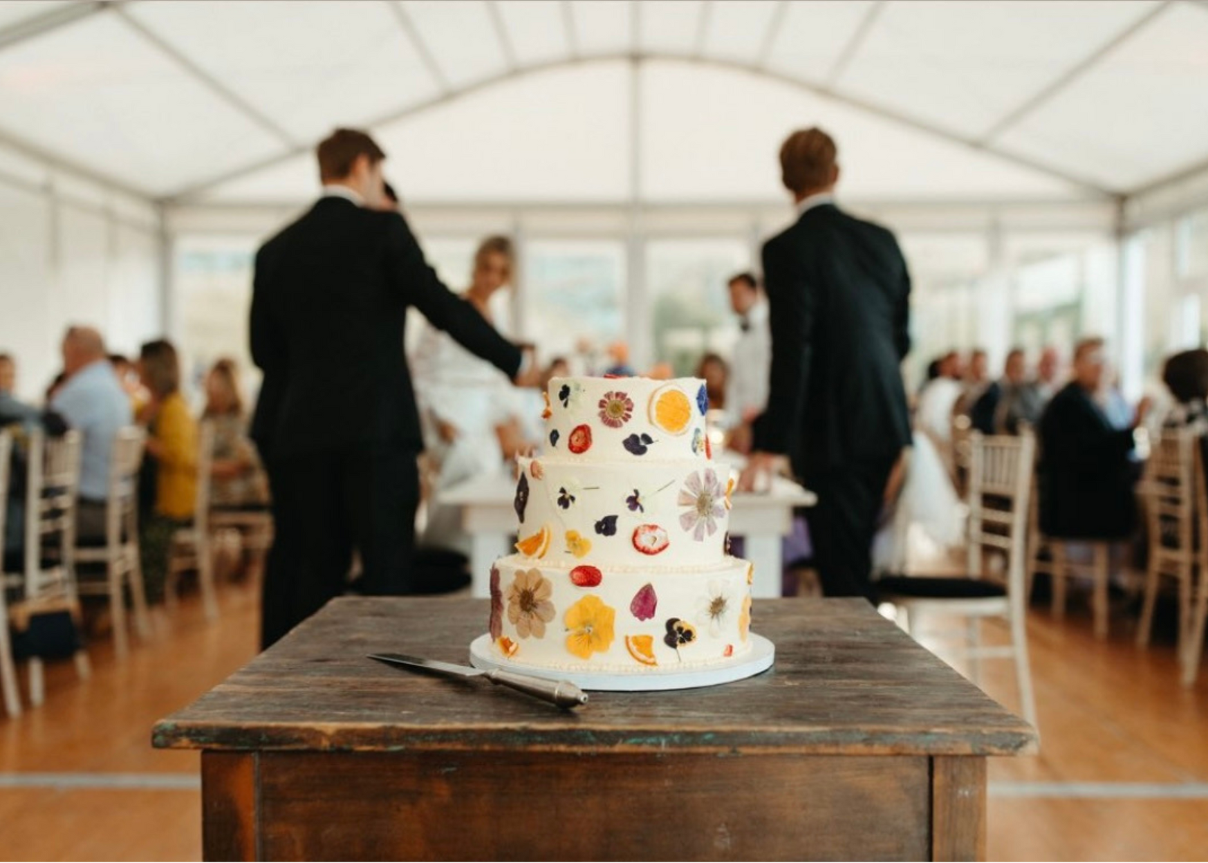 Weeping Willow Cakes | Wedding Cakes Enquiry